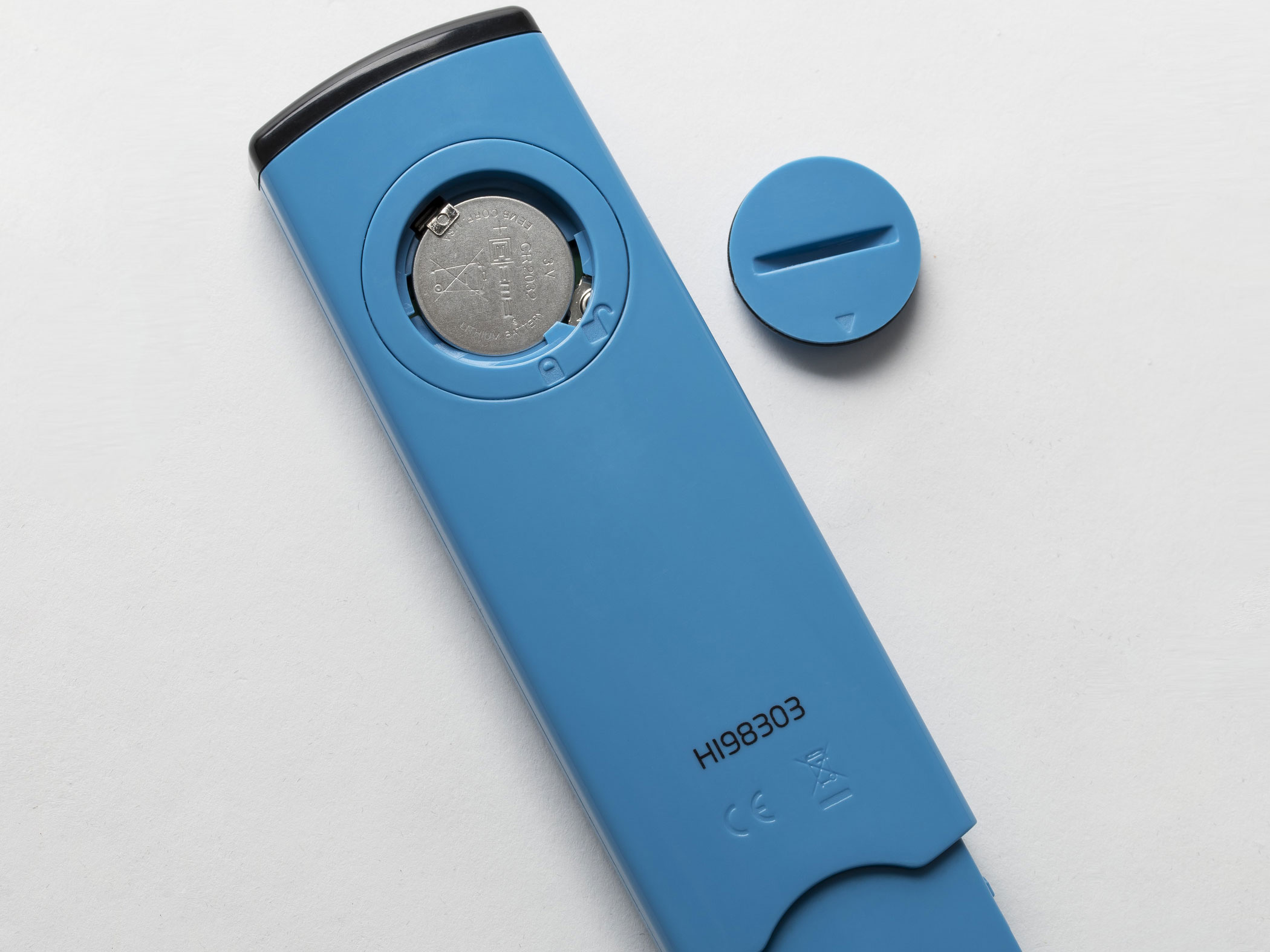 Bút đo độ dẫn, nhiệt độ thang thấp DisT3 Hanna HI98303 - META.vn