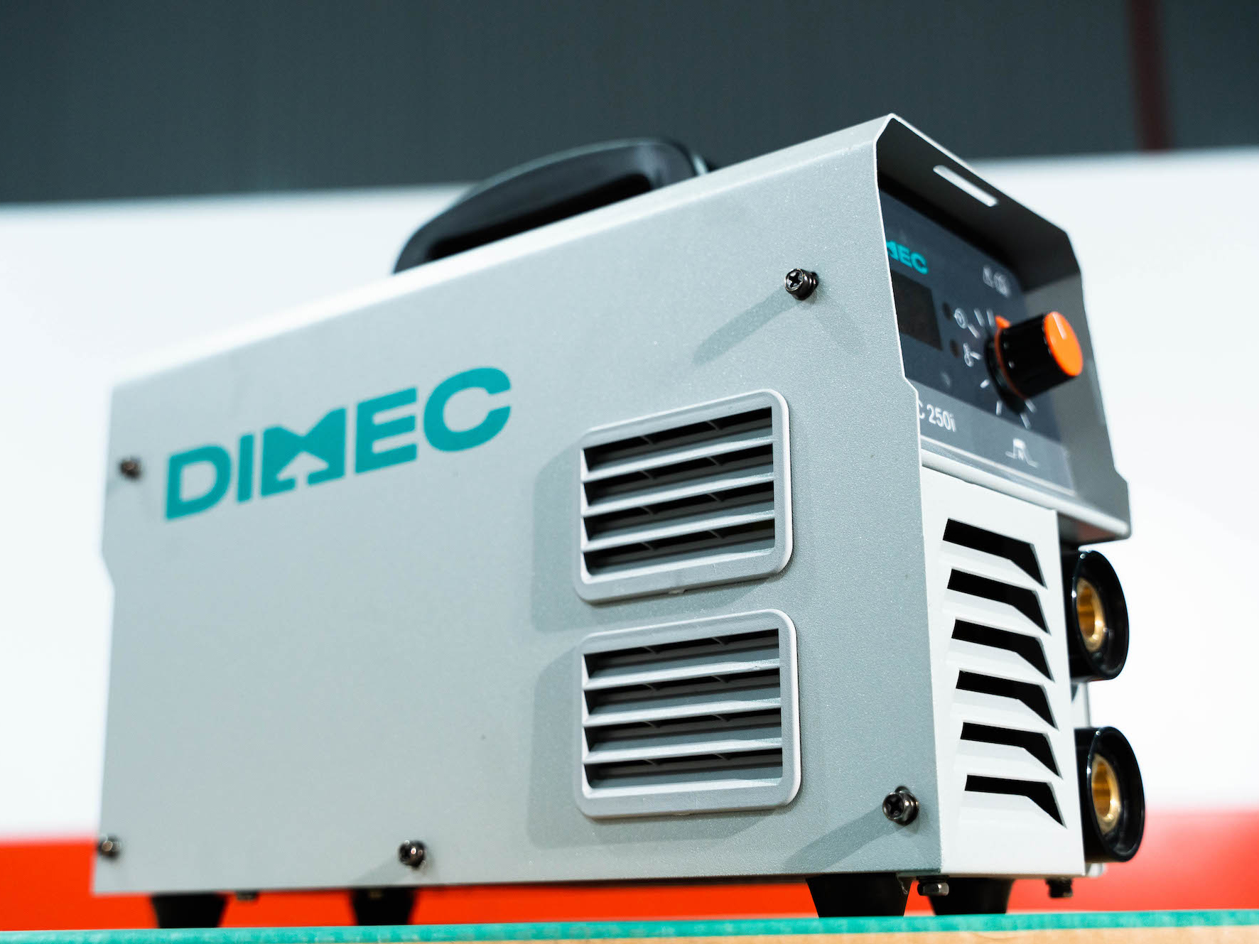 Máy hàn que Dimec 250i - META.vn