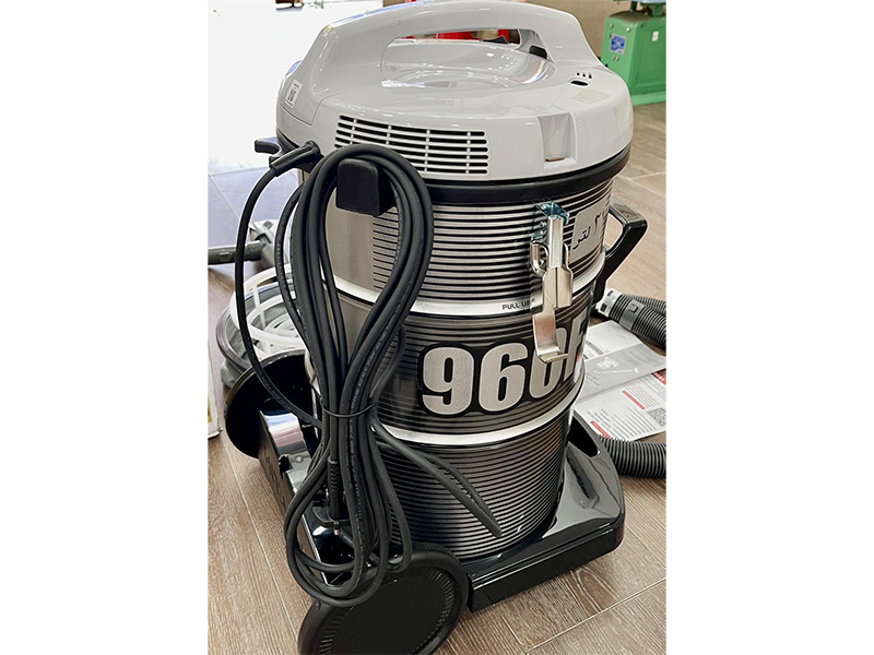Máy hút bụi Hitachi CV-960F - META.vn