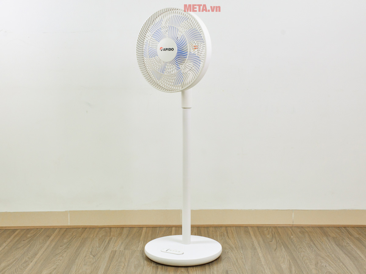 Quạt tích điện Rapido RBF-30 - META.vn