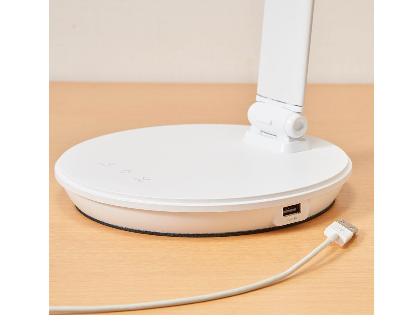 Đèn học để bàn đa khúc xạ giảm tia sáng xanh bảo vệ mắt GST009 - META.vn