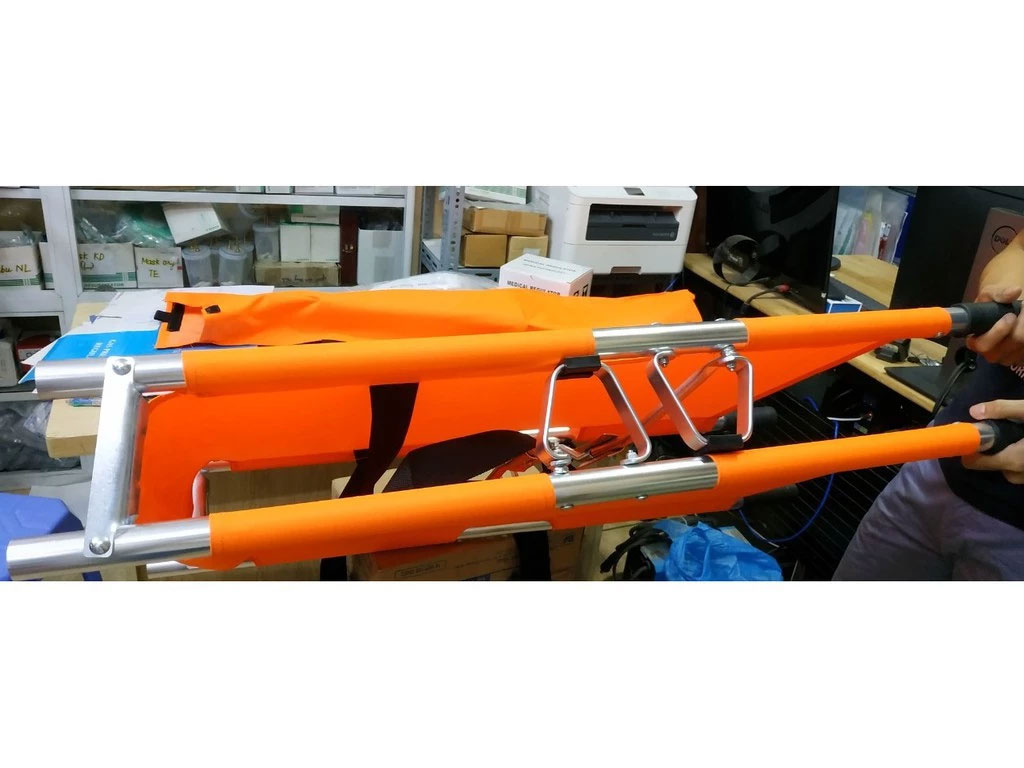 Cáng cứu thương Red Leaf YDC-1A9 - META.vn