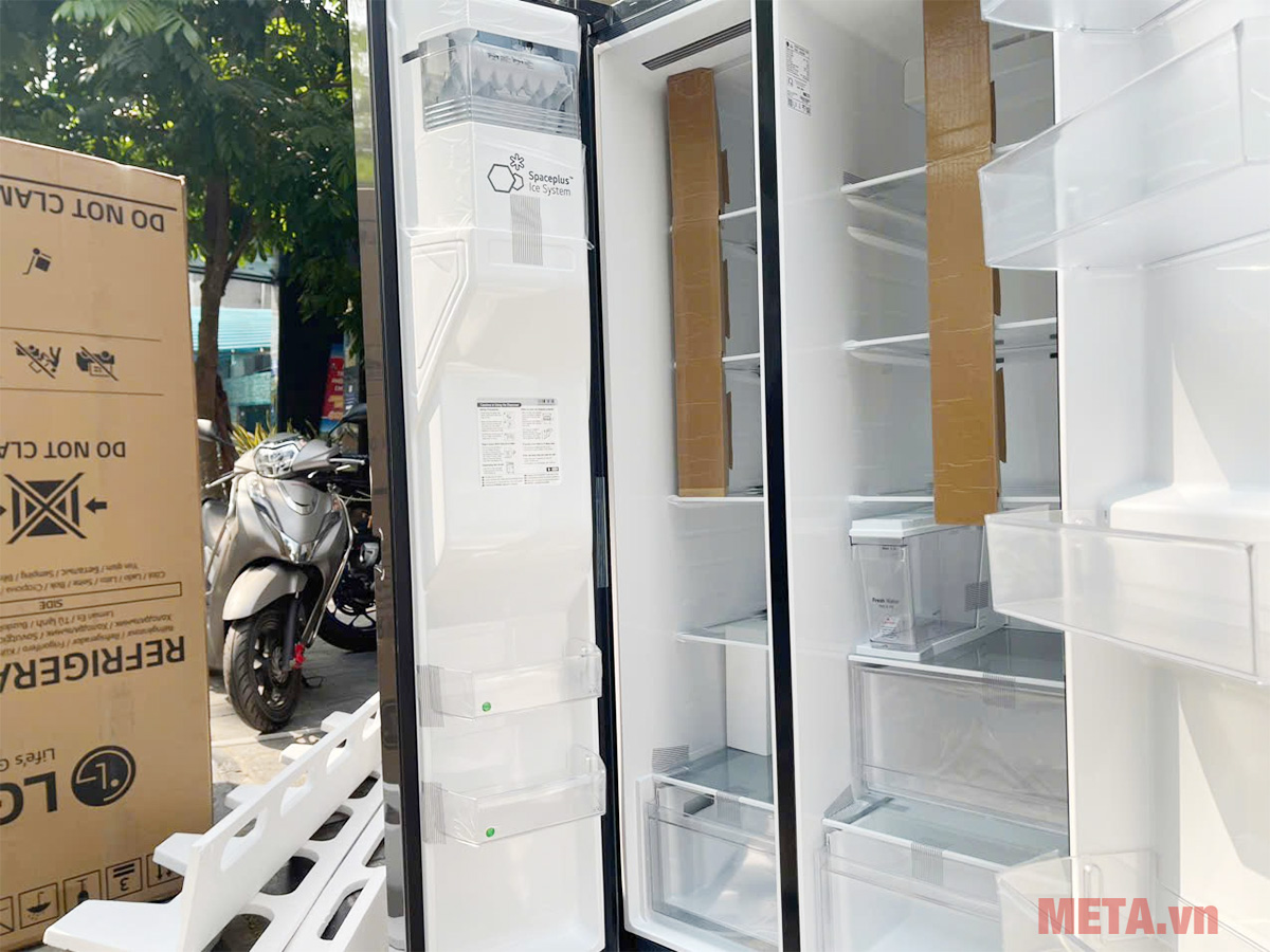 Tủ lạnh LG Inverter 641 lít Side By Side LSI63BLMA - META.vn