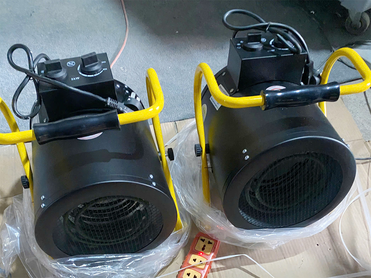 Quạt sấy gió nóng Sunfan EH-03 - META.vn