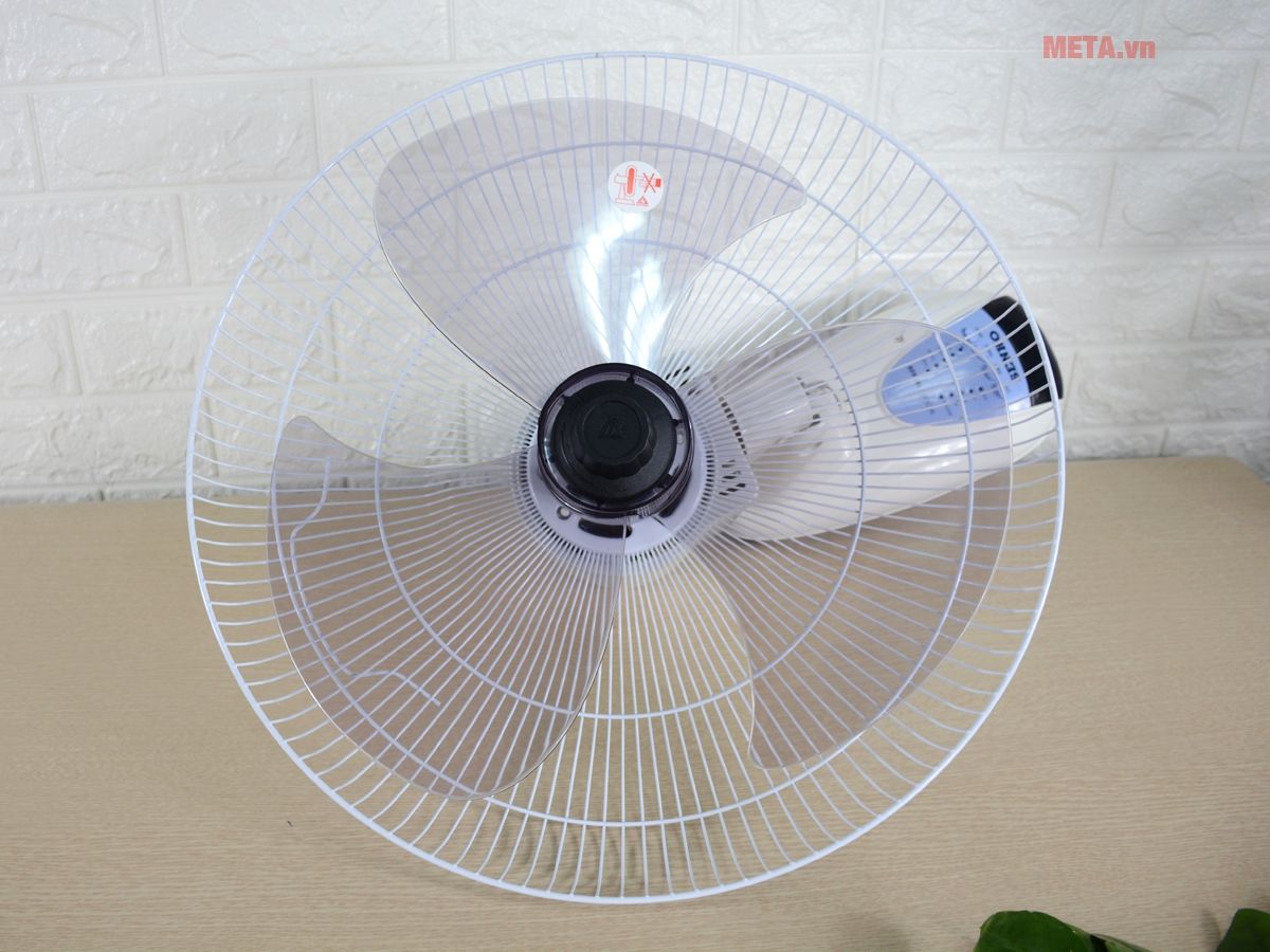 Quạt treo tường Senko có remote TR1628 (47W) - META.vn