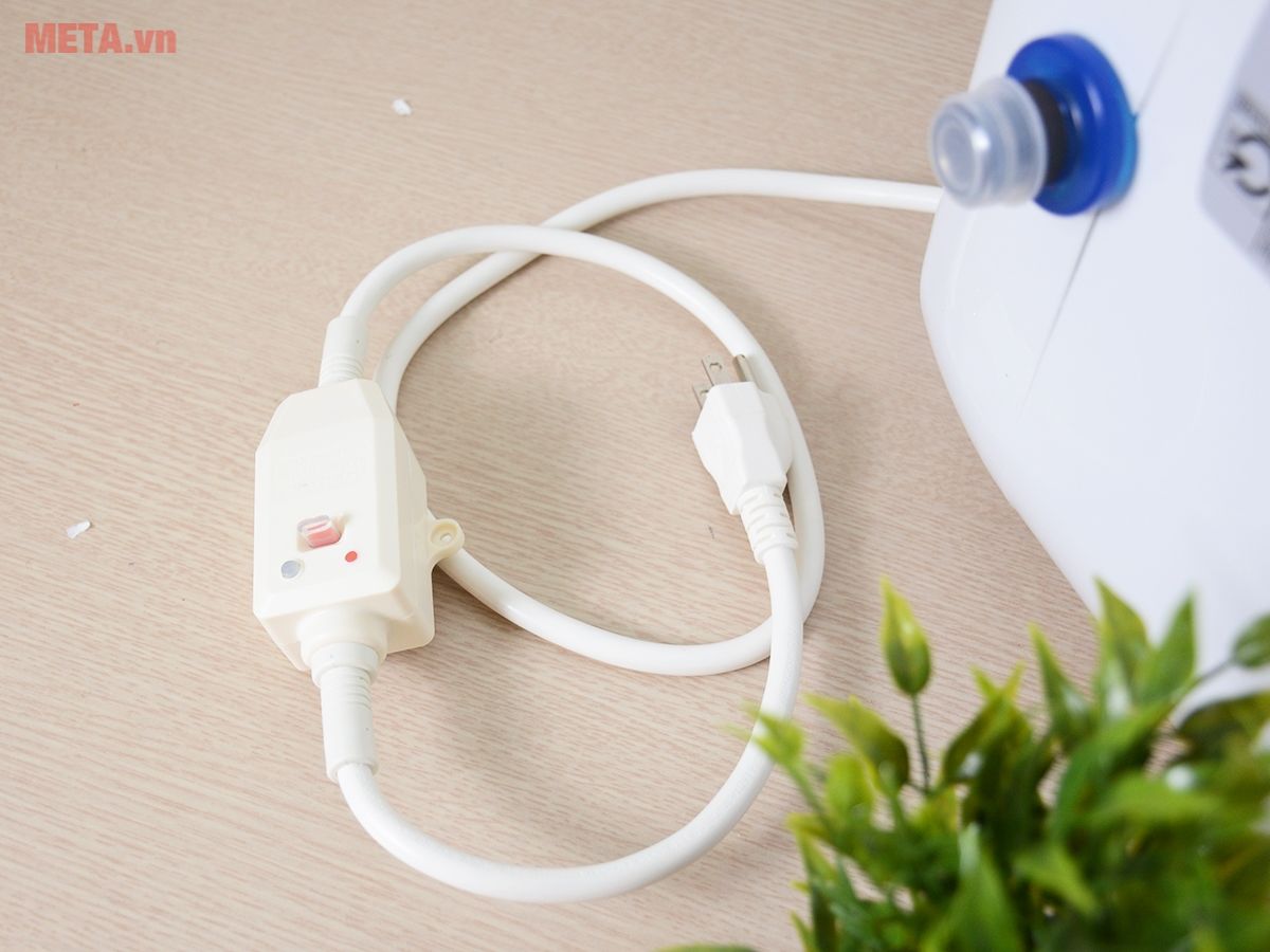 Bình nóng lạnh gián tiếp Ariston AN2 30R 2.5 FE 30 lít - META.vn