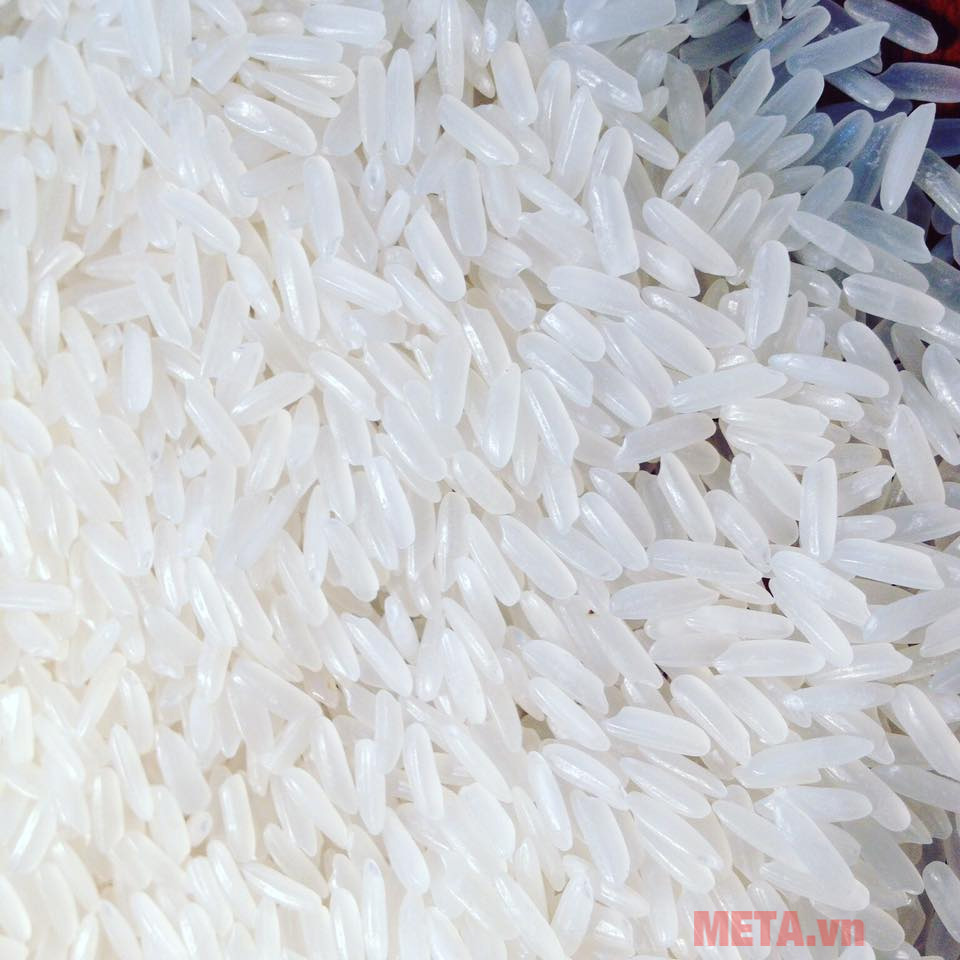 Gạo tám Thái đỏ (tám Surin) - META.vn