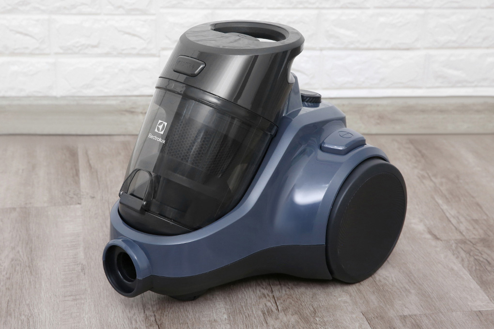 Máy hút bụi Electrolux EC41-2DB 2000W - META.vn
