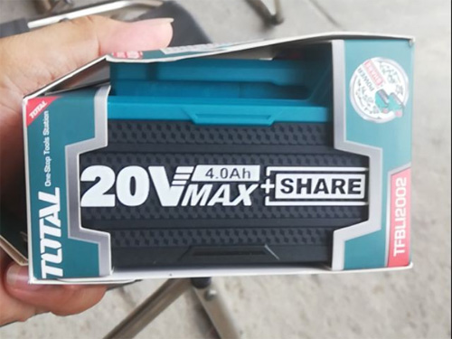 Pin Lithium-ion 20V/4.0Ah Total TFBLI2002 - META.vn