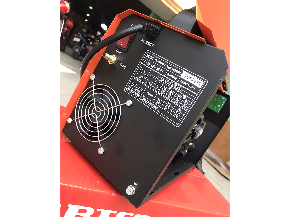 Máy hàn Mig Btec MIG/MMA 200S (dùng khí và không dùng khí) - META.vn