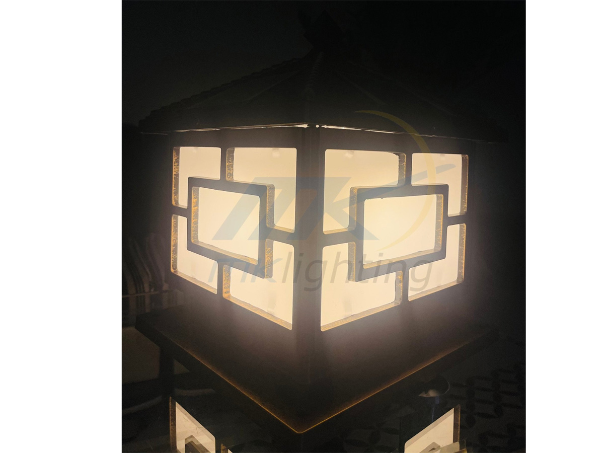 Đèn trụ cổng năng lượng mặt trời MK-1502 (MK-1502T) - META.vn