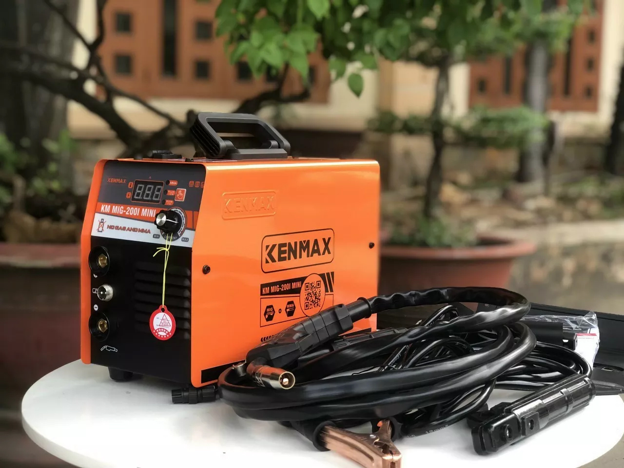 Máy hàn Mig Kenmax KM MIG 200I Mini - META.vn