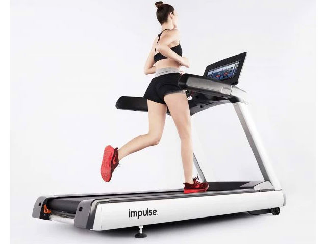 Máy chạy bộ điện Impulse RT950 - META.vn