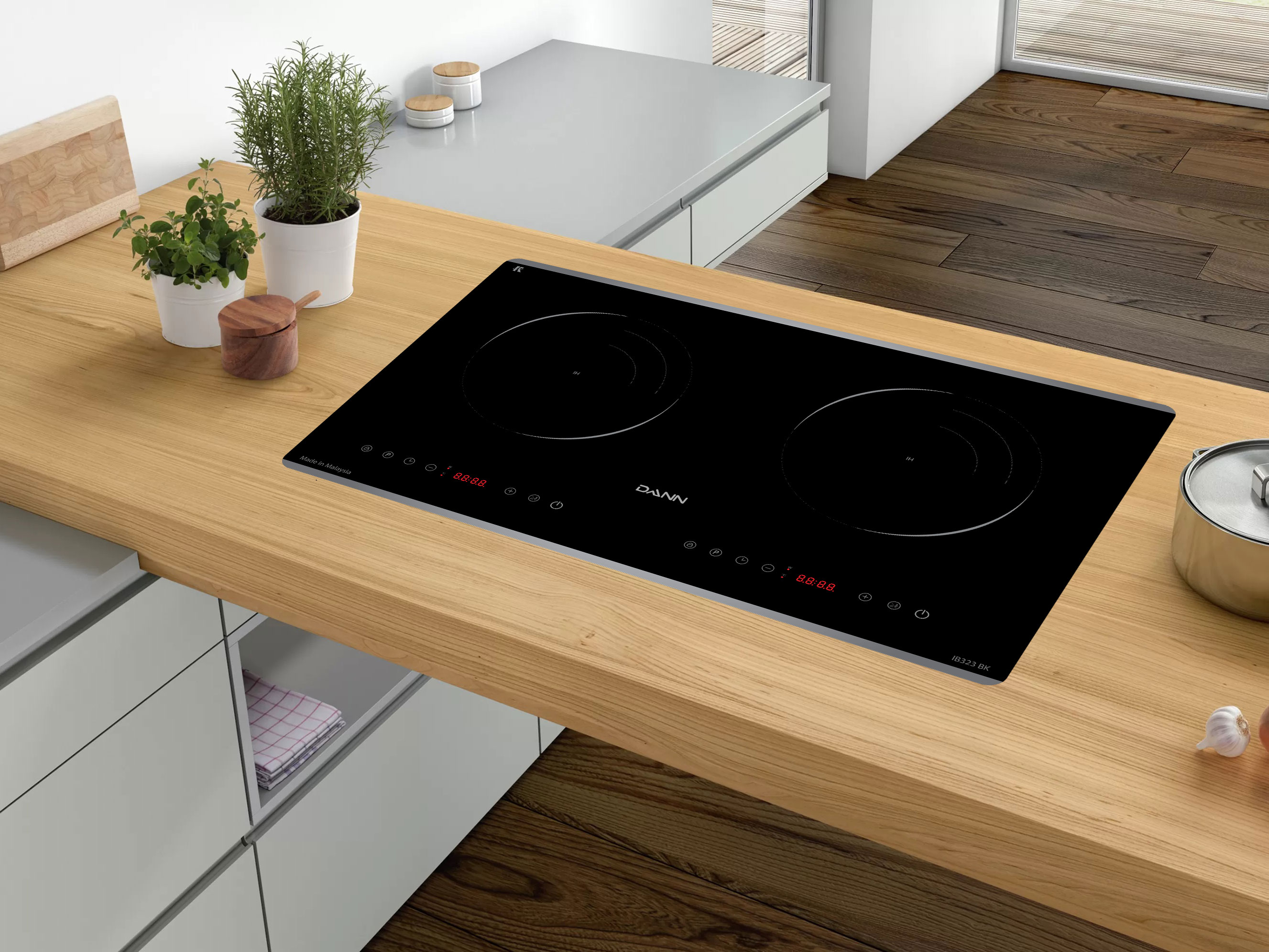 Bếp từ Dann IB323 BK - META.vn