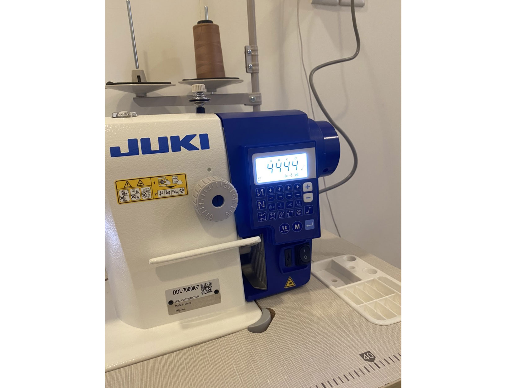 Máy may 1 kim điện tử Juki DDL-7000A - META.vn