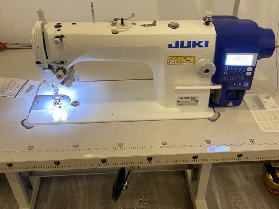 Máy may 1 kim điện tử Juki DDL-7000A - META.vn