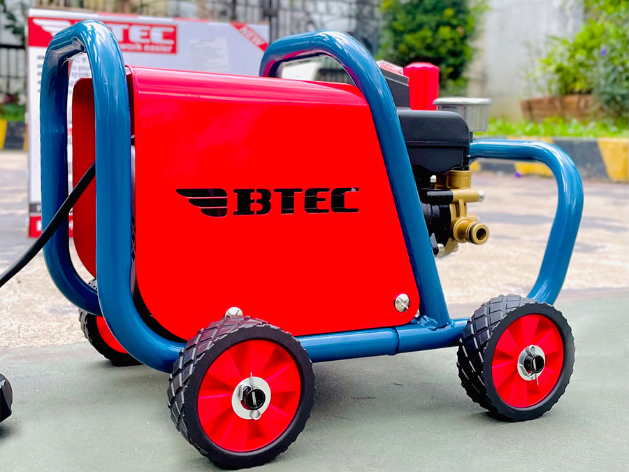 Máy rửa xe BTEC BT3000 (có chỉnh áp) - META.vn