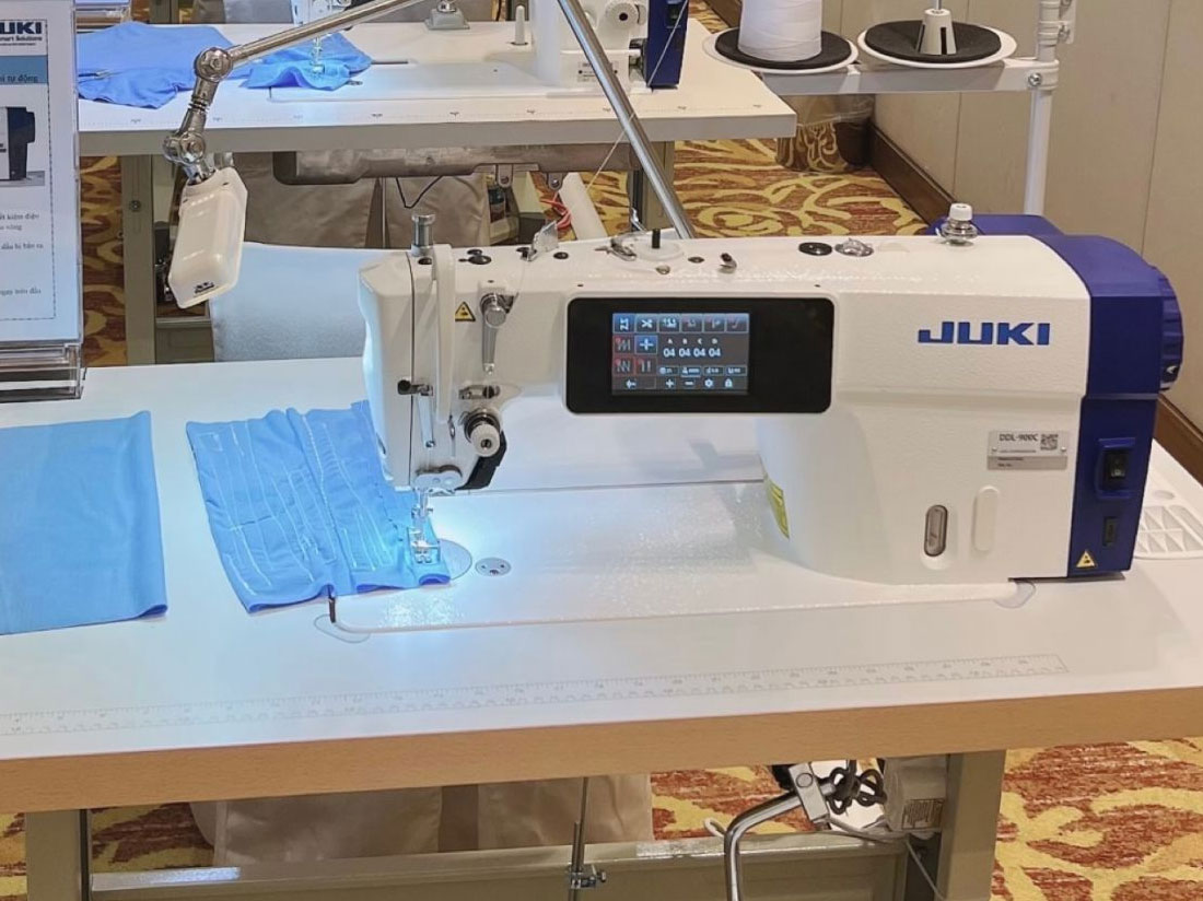 Máy may 1 kim điện tử Juki DDL900C nâng chân vịt tự động - META.vn