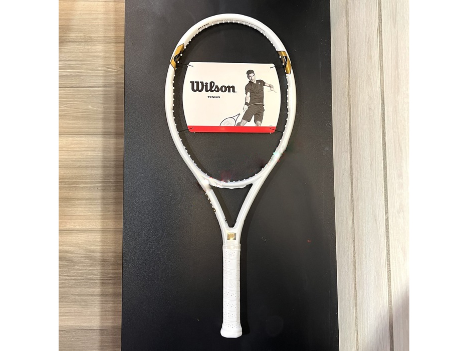 Vợt tennis Wilson Hyper Hammer 5.3 WR154311U2 (242g) - META.vn