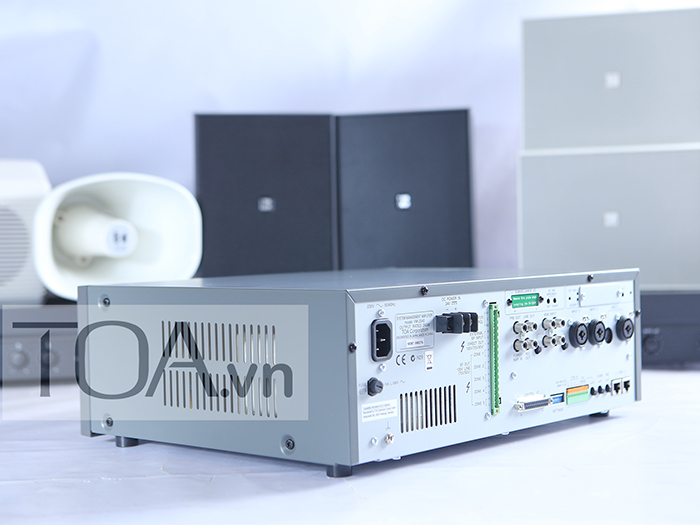 Tăng âm truyền thanh TOA VM-2240 (240W) - META.vn