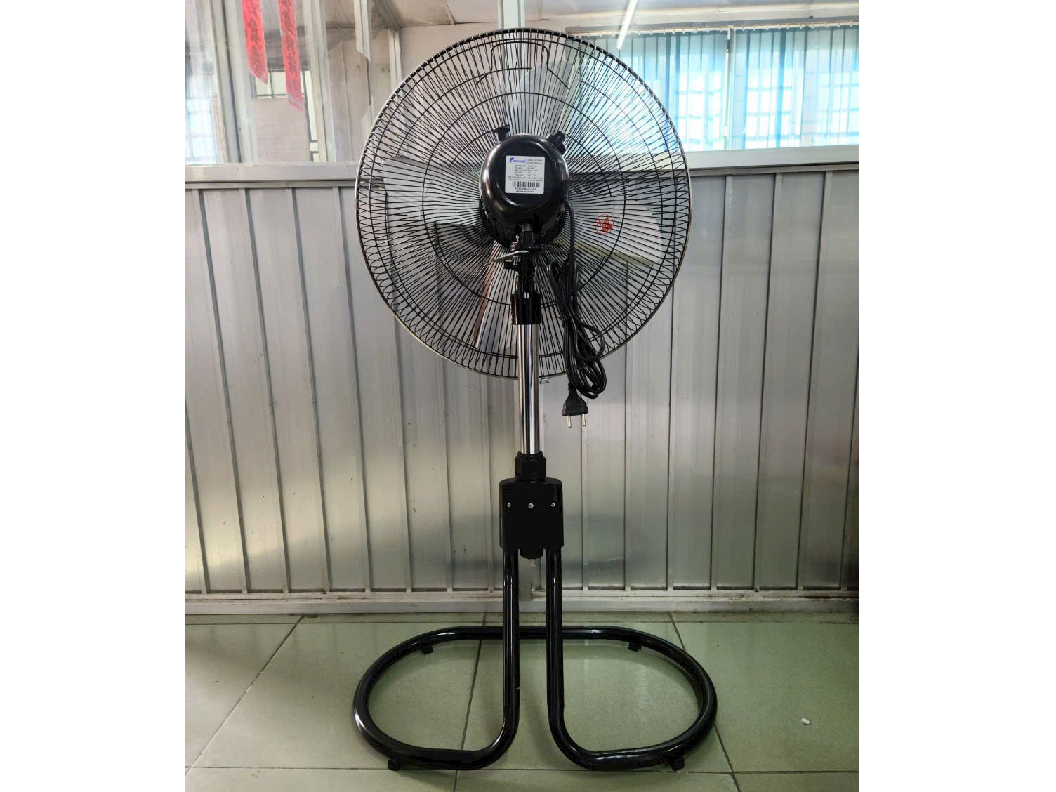 Quạt sàn chân rút Ching Hai FF2399 - META.vn