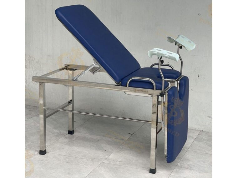 Bàn đẻ inox Royalmed BD - META.vn