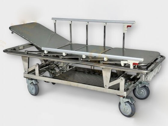 Xe đẩy cáng cứu thương 3 tay quay Royalmed XDC03 - META.vn