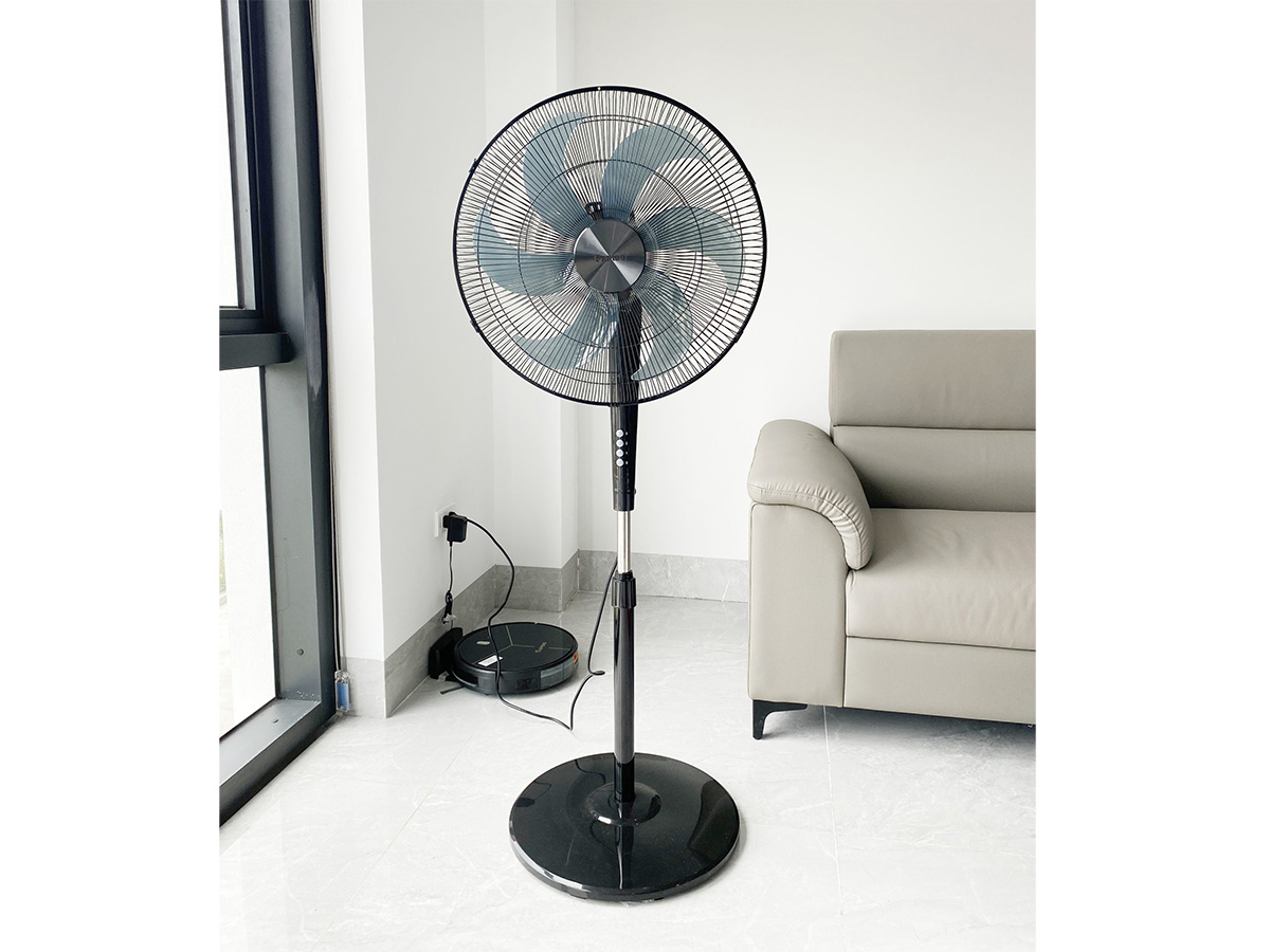 Quạt đứng Rapido RWF 50SBM - META.vn