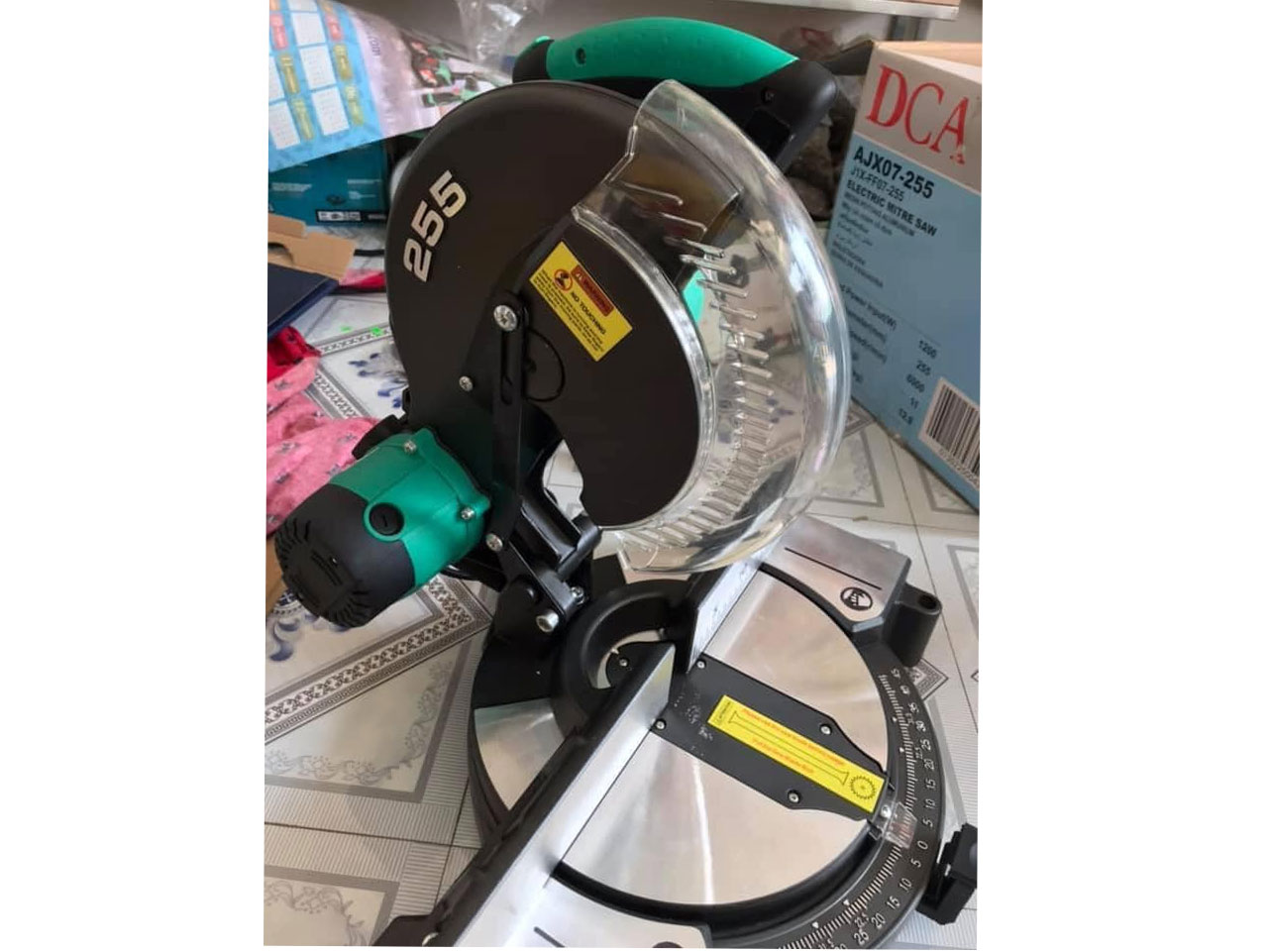 Máy cắt nhôm DCA AJX07-255 - 255mm - META.vn