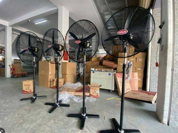 Quạt công nghiệp đứng Haichi HCS-750 - META.vn