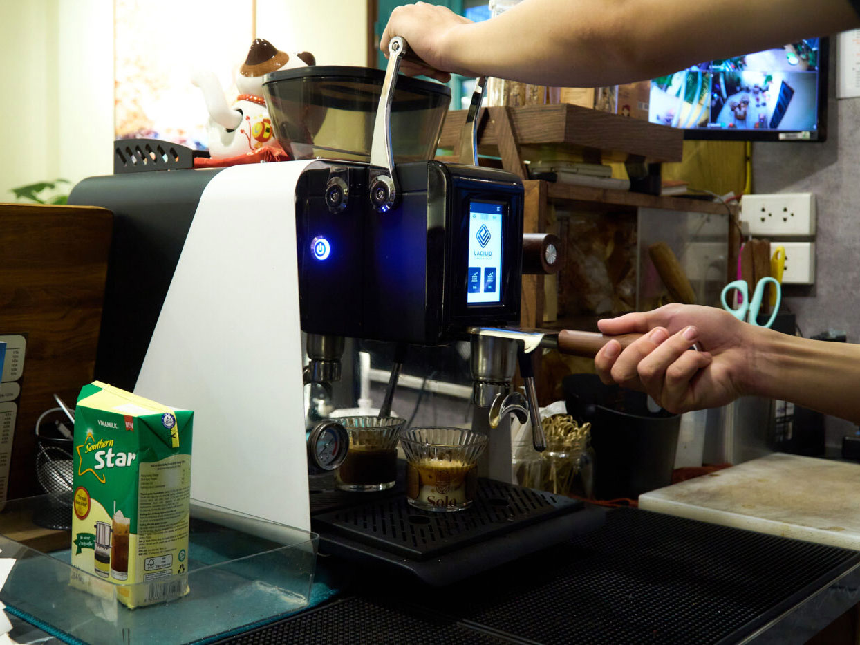 Máy pha cà phê Lacilio Simple LS-250 - META.vn