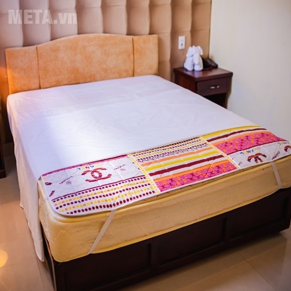 Tấm thảo dược trải nệm giường Hương Quế 1,5m x 1,9m - META.vn